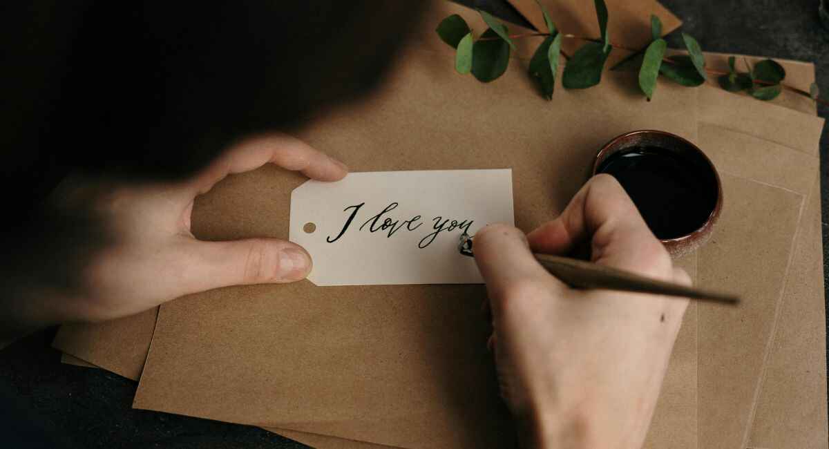 25+ Heart Touching Paragraphs for Him to Make Him Cry